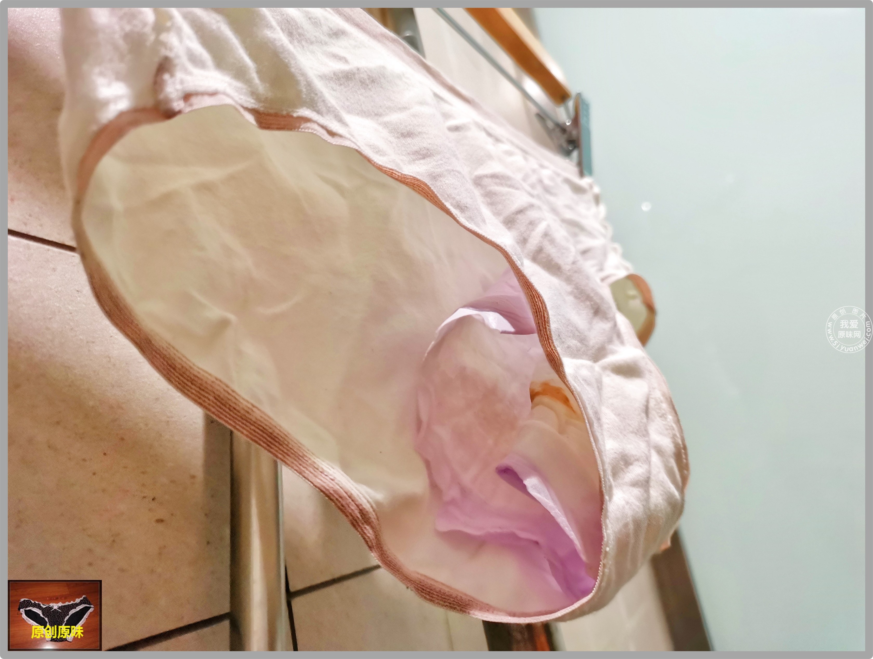 (原创)女生宿舍垃圾房系列-黑薄文胸+粘着卫生巾NN(32P) - 原味罩罩 - 原味秀