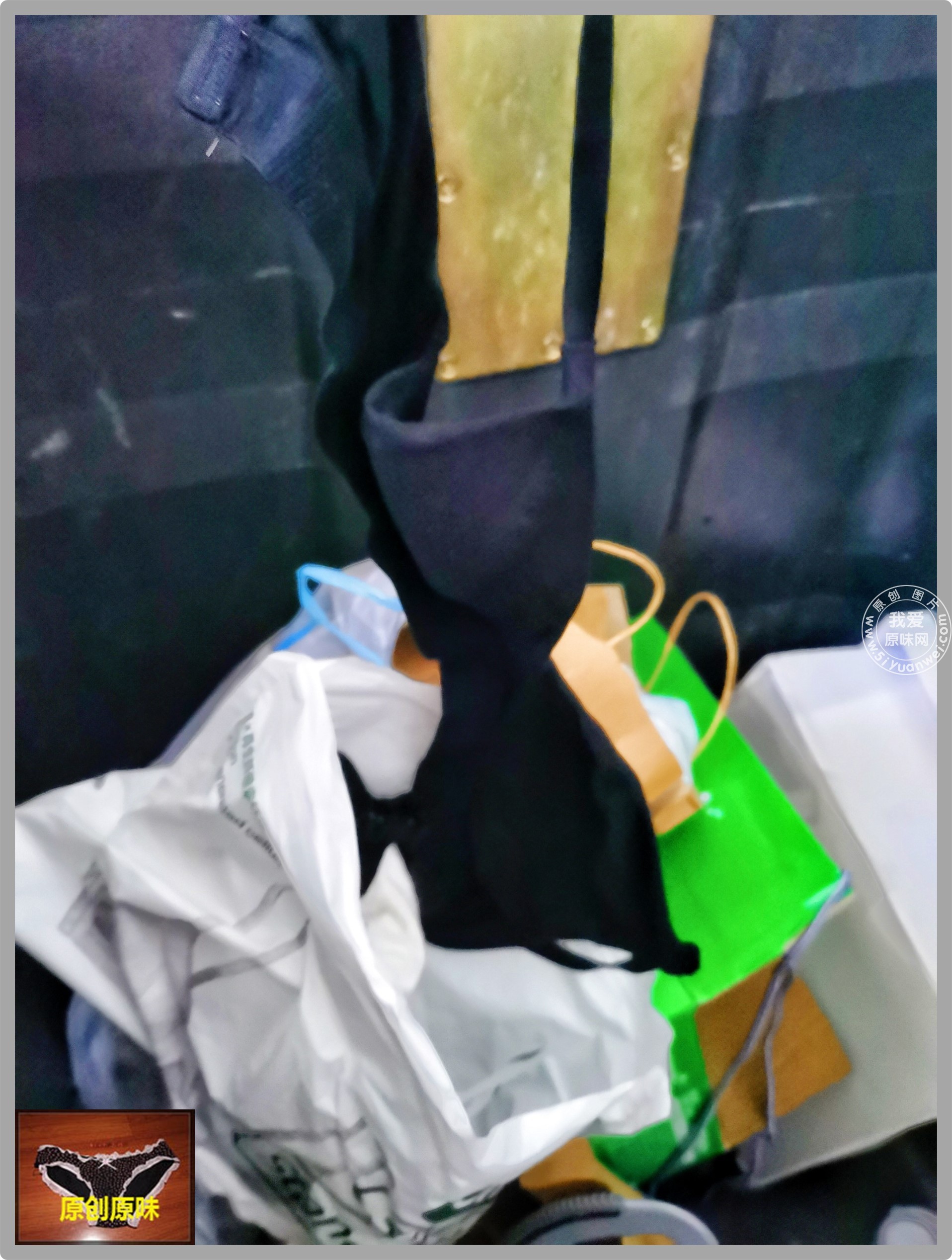 (原创)女生宿舍垃圾房系列-黑薄文胸+粘着卫生巾NN(32P) - 原味罩罩 - 原味秀