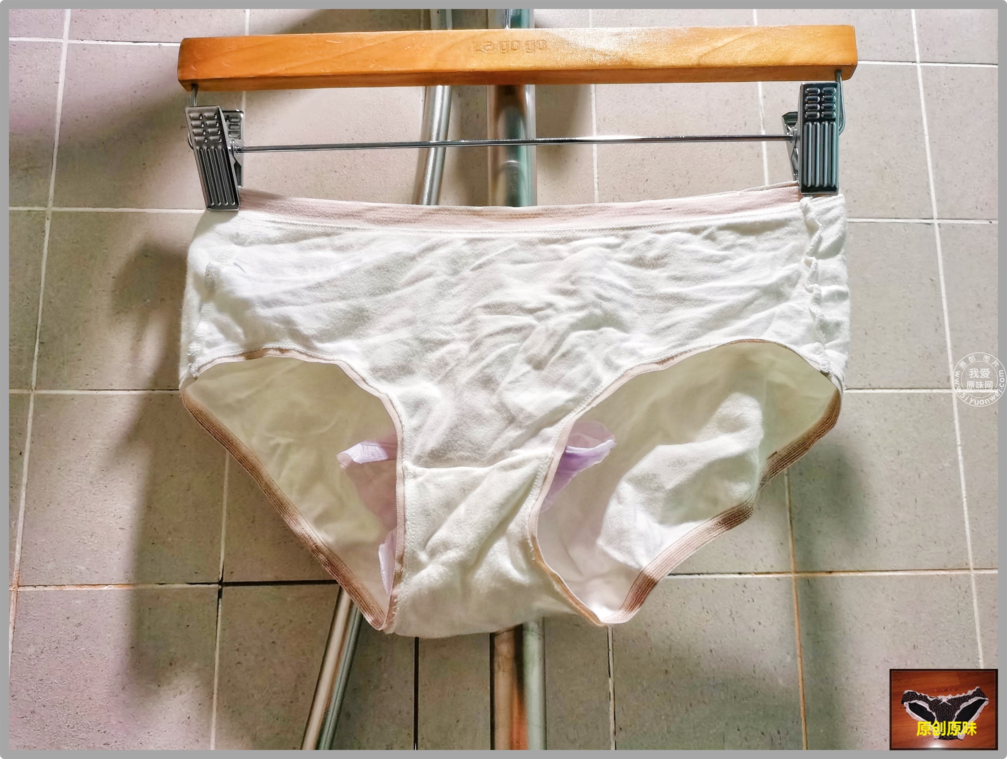 (原创)女生宿舍垃圾房系列-黑薄文胸+粘着卫生巾NN(32P) - 原味罩罩 - 原味秀